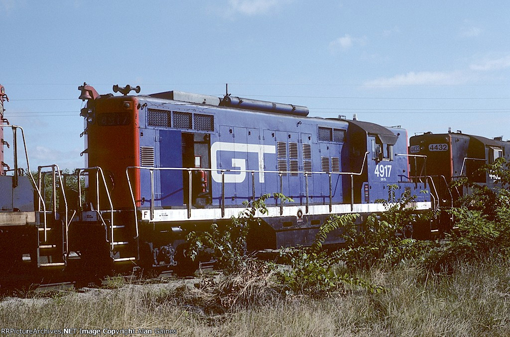 GTW GP-9 4917